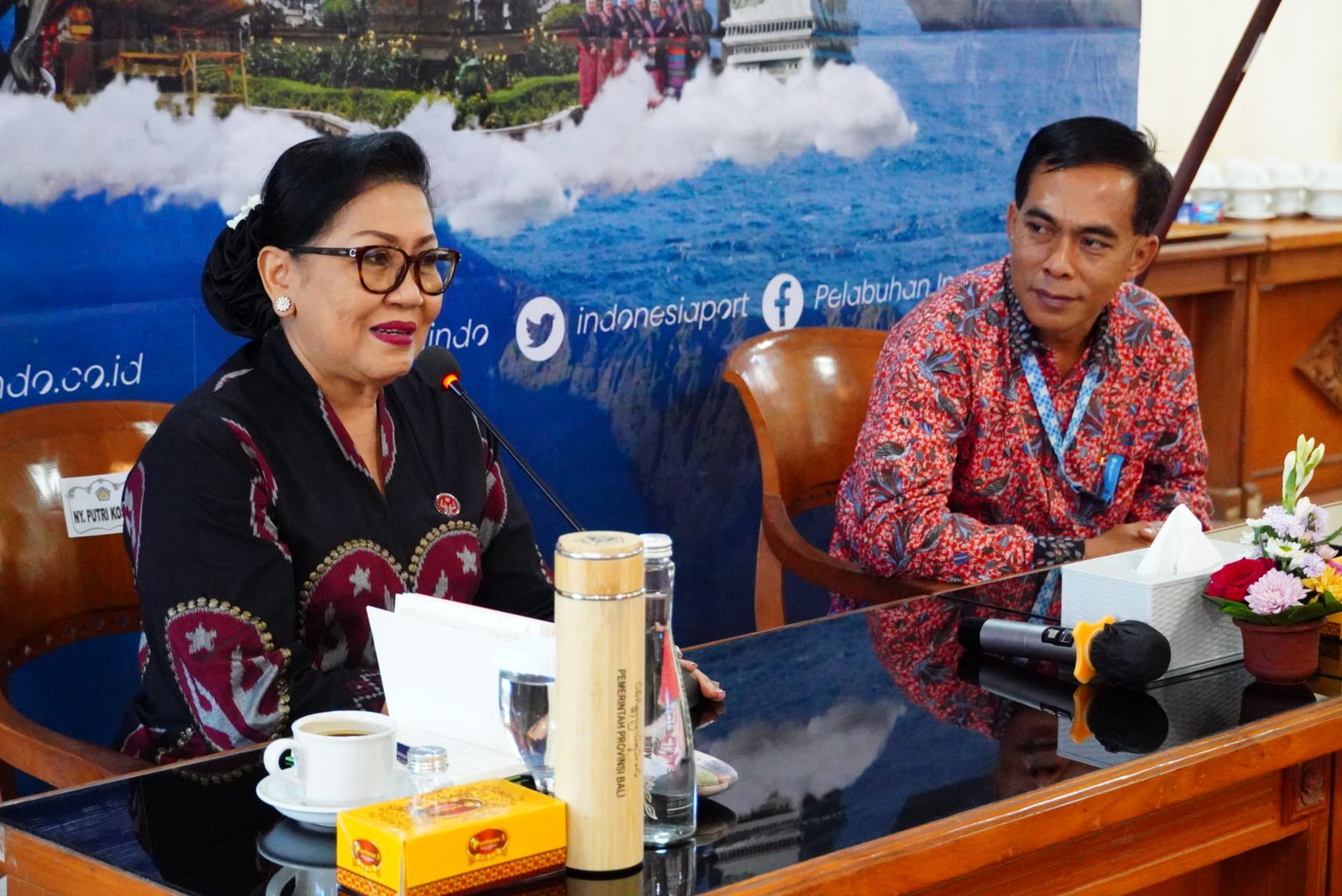 Putri Koster Ajak Pelindo Sinergi Wujudkan Bali Bersih Sampah - diksimerdeka.com